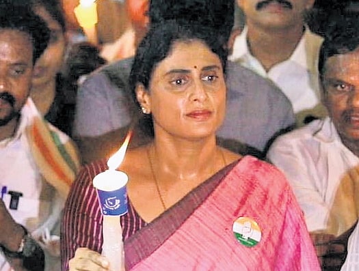 Jagan has 'Hotline' with Modi and Shah: APCC chief Sharmila Reddy