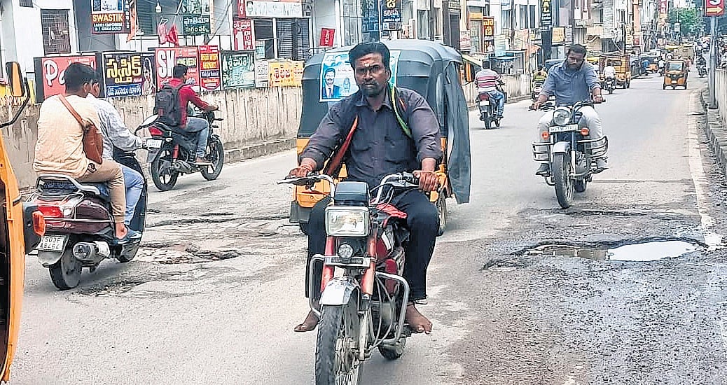 Lightning strikes claim six lives across Telangana; Hyderabad gets ...
