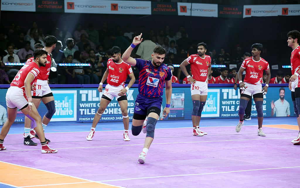 PKL 12: Another Super 10 for Ashu, another win for Dabang Delhi