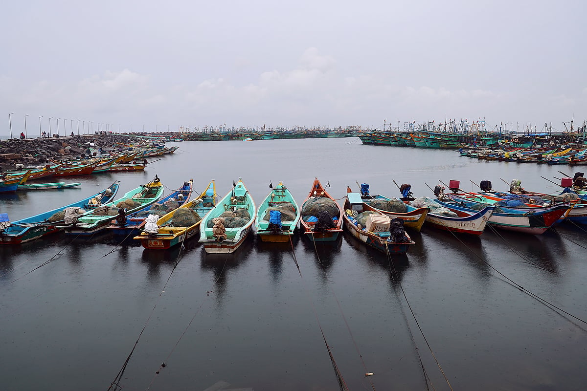 Cyclone 'Montha' updates: Andhra, Odisha on high alert as system ...