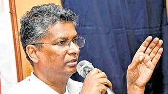 Public Works Minister Satish Jarkiholi emerges as frontrunner to lead ...