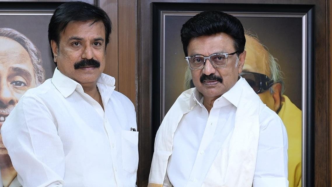 DMK-led alliance to win over 200 seats in TN polls, AIADMK headed for ...