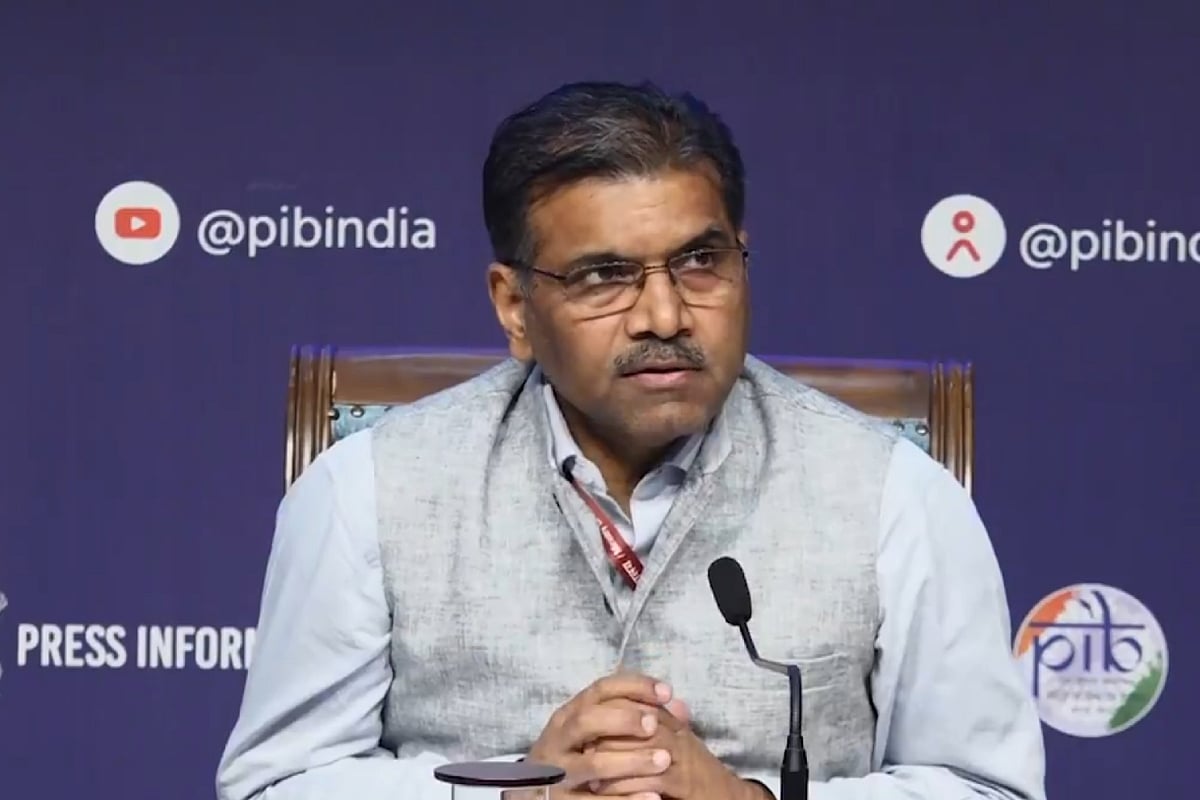 No nod needed to cross Hormuz, govt says as Indian-flagged LPG ships ...