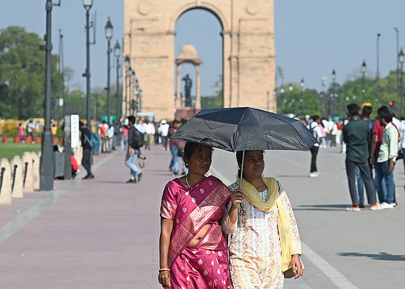 Delhi sizzles above 42 degrees celsius as IMD forecasts heatwave from ...