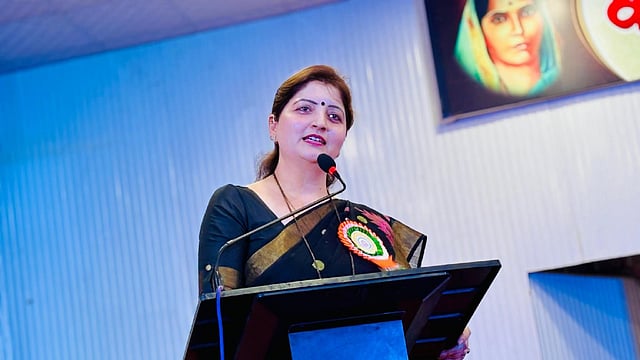 SIT questions ex-NCP women’s wing president over links with Ashok ...