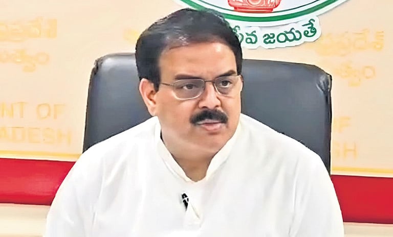 Minister Nadendla Manohar pulls up Tenali civic officials over garbage ...