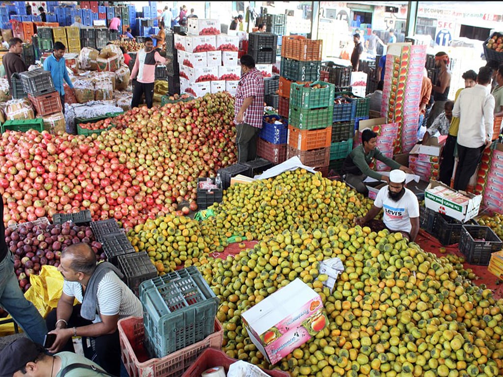 Consumer confidence weakens across urban and rural India as inflation ...
