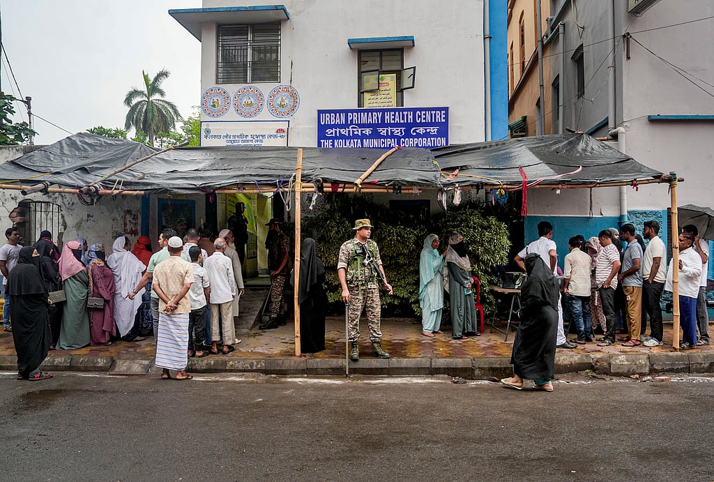ECI reviews repoll demands in Diamond Harbour after complaints in 77 ...