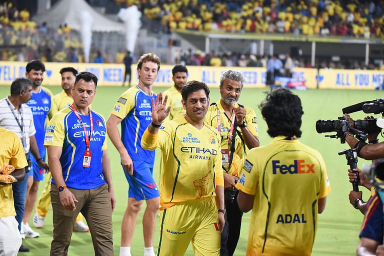 When CSK faithful finally get to see their Thala Dhoni at Chepauk