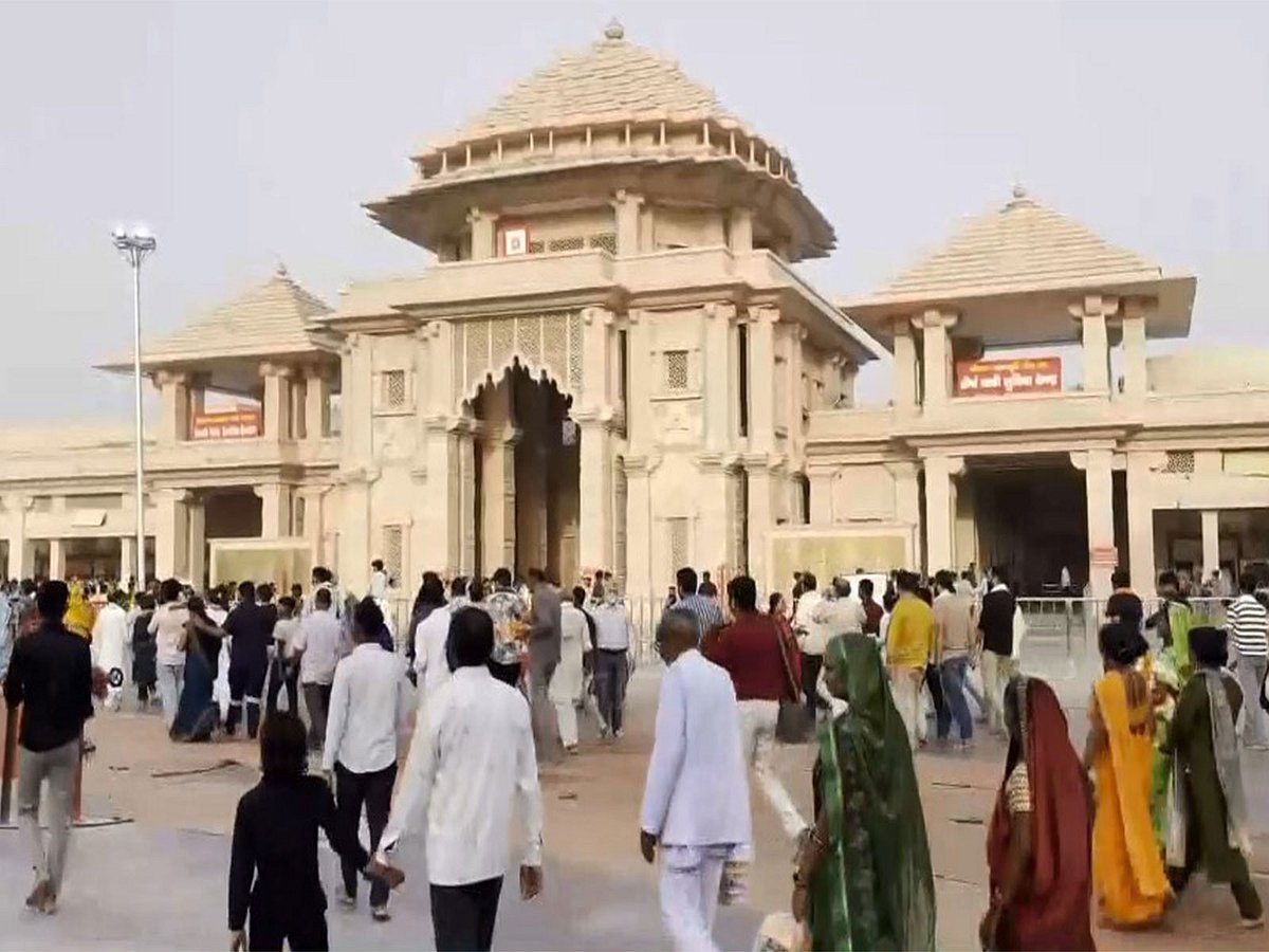 Ram temple donation row: Mahant Kamal Nayan Das calls for impartial ...