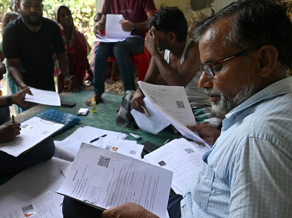 SC upholds EC’s power to conduct SIR of electoral rolls, calls exercise ...