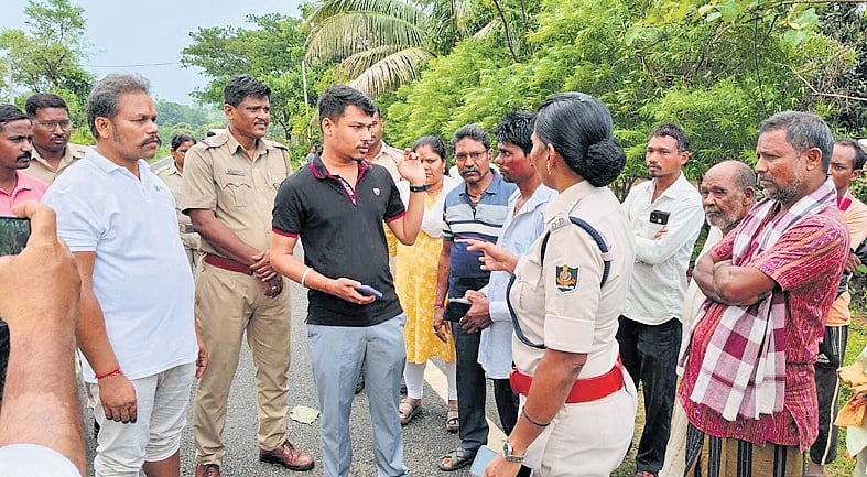 Low-hanging BSNL cable claims life of Odisha woman