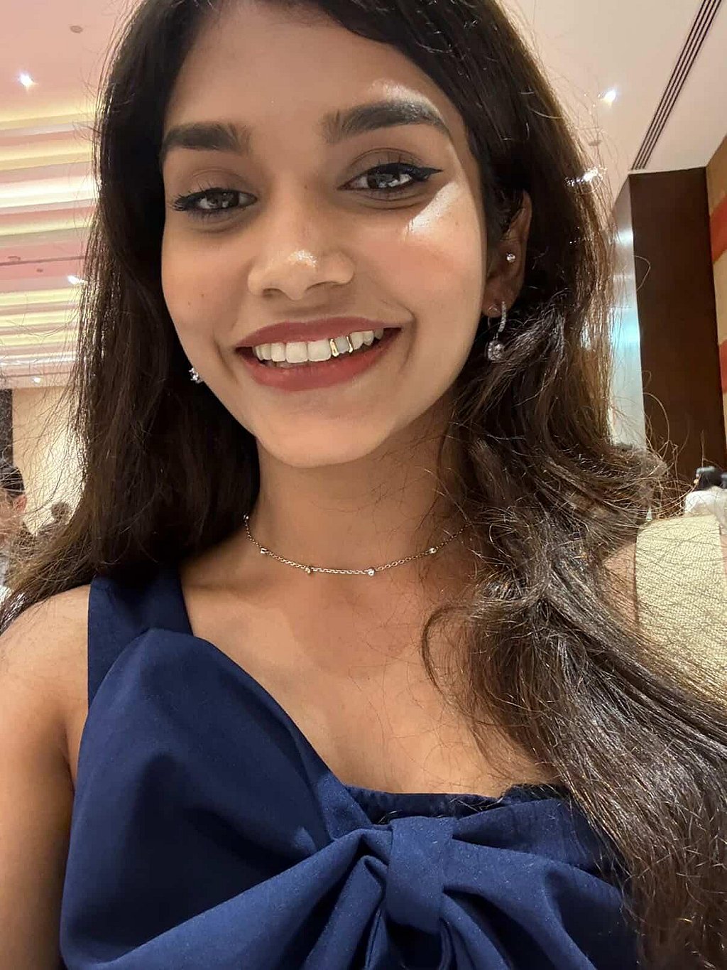 Bedazzle the smile: Teeth accessories make a comeback among Millennials ...