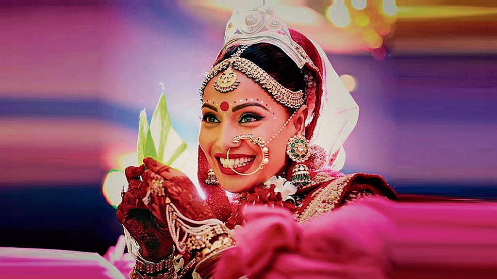 Bindi in fashion 2026: How maximalist aesthetics brought the bindi back ...