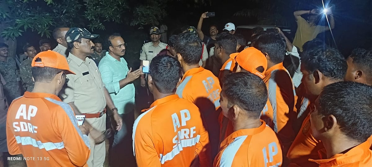 Massive search operation launched for missing two-year-old in Kakinada ...