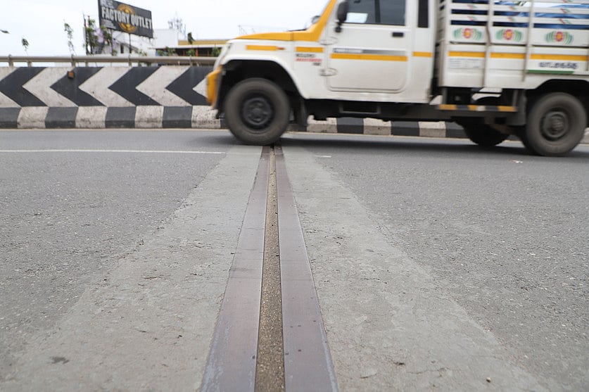 Damaged expansion joints on Coimbatore's GN Mills flyover raise safety ...