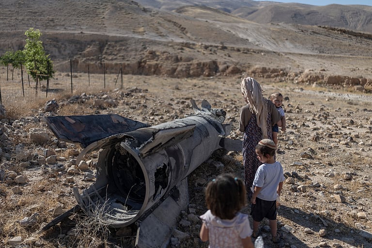 Iran attacks US bases in Jordan and Bahrain