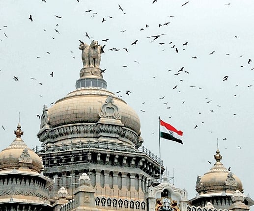 Karnataka Government makes 10 am check-in mandatory via Kartavya App ...