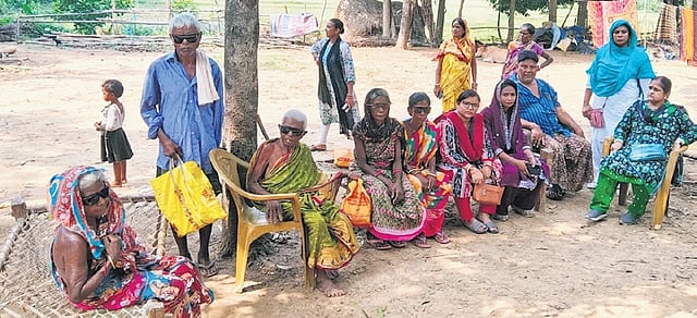 10 elderly Odisha villagers tricked into eye surgeries, probe ordered