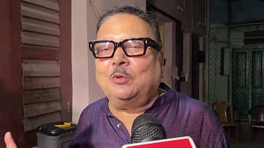 ED raids at TMC MLA Madan Mitra's premised in municipal recruitment 'scam'