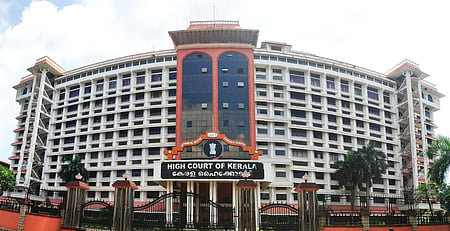 Kerala HC pulls up industries dept ex-principal secretary in cashew scam