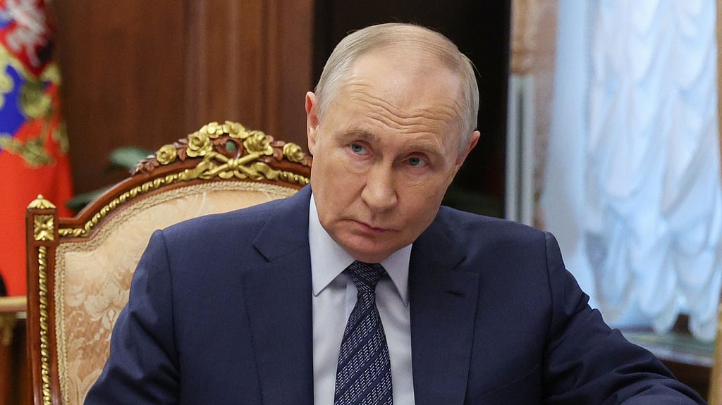 Putin hosts leaders of Southeast Asia at Russia-ASEAN summit