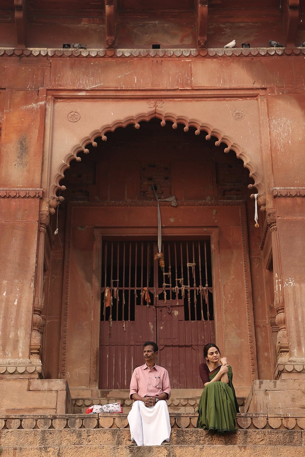 Chinna Chinna Aasai director Varsha Vasudev: I wanted Varanasi to look ...