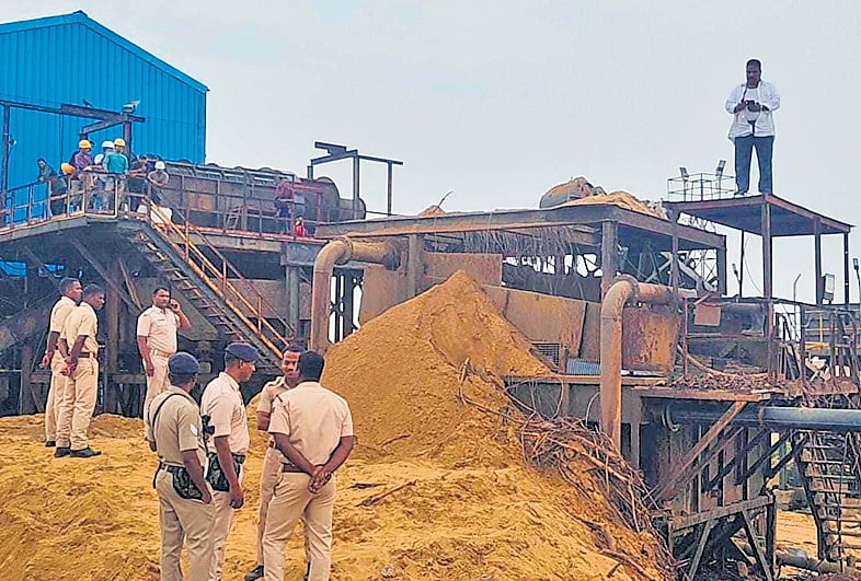 Contractor threatens to end life at IREL dredging site over pending dues