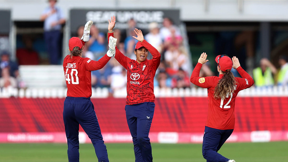 IND-W Vs ENG-W 3rd T20I: Sophia Dunkley Shines In England's Five-Run ...