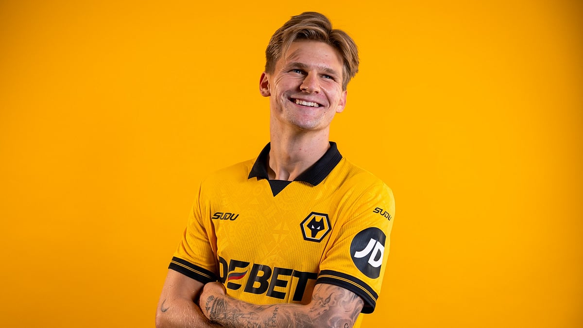 Football Transfers: Wolverhampton Wanderers Sign Full-Back David Moller ...