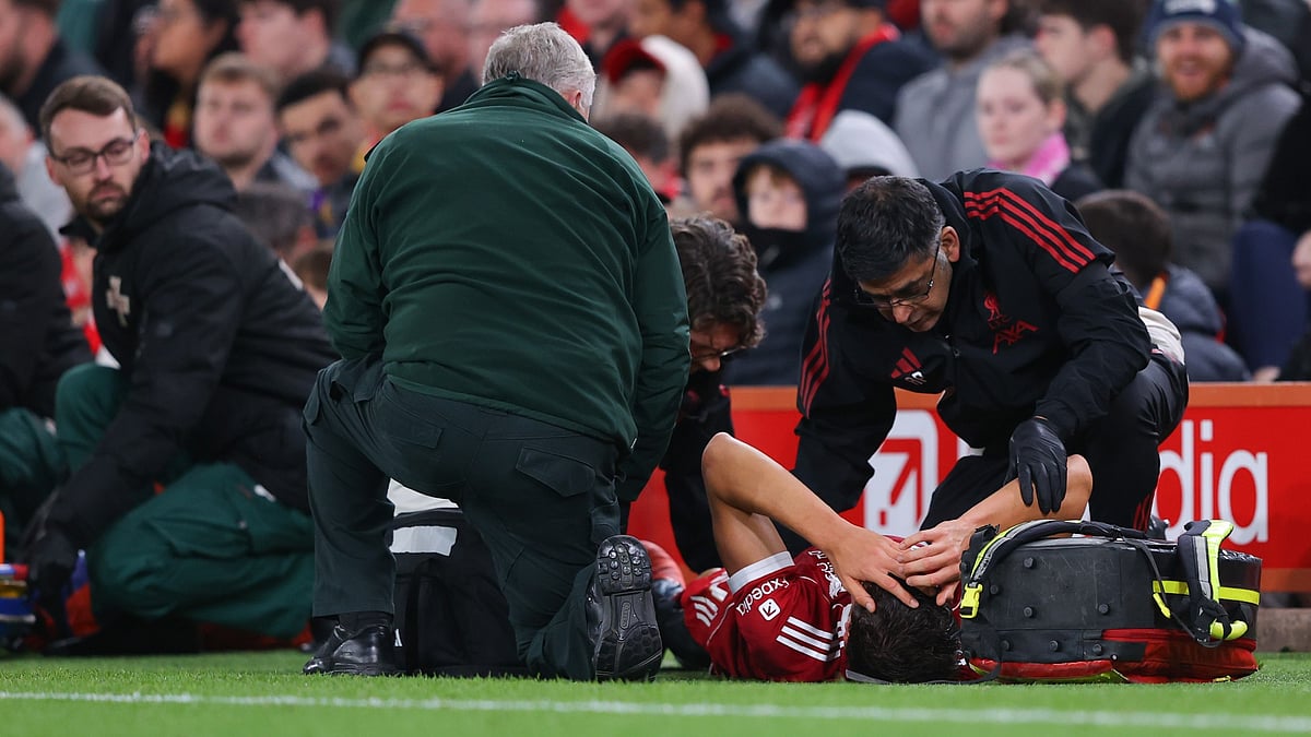 Liverpool Defender Giovanni Leoni Out For ‘Around A Year’ After ACL ...