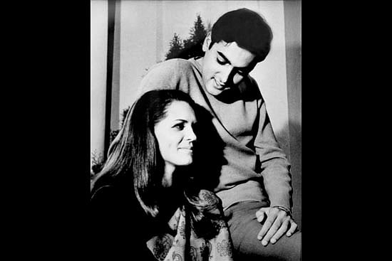 The Sonia Book Congress ‘Banned’ | Outlook India