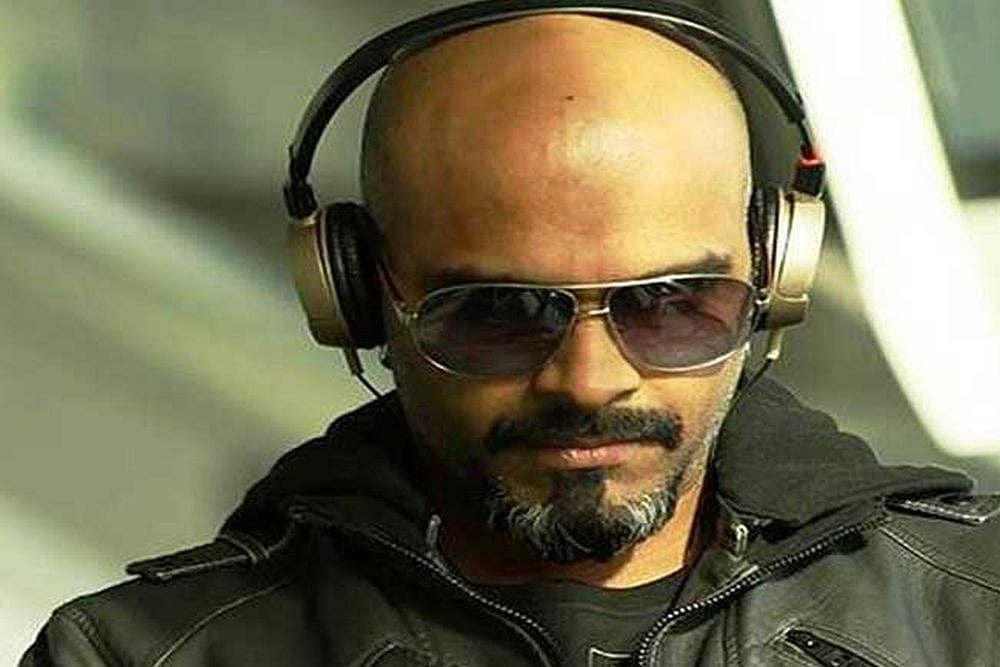 'On-Camera Bully' And Off-Camera Sissy: Karnataka BJP, Raghu Ram Engage ...