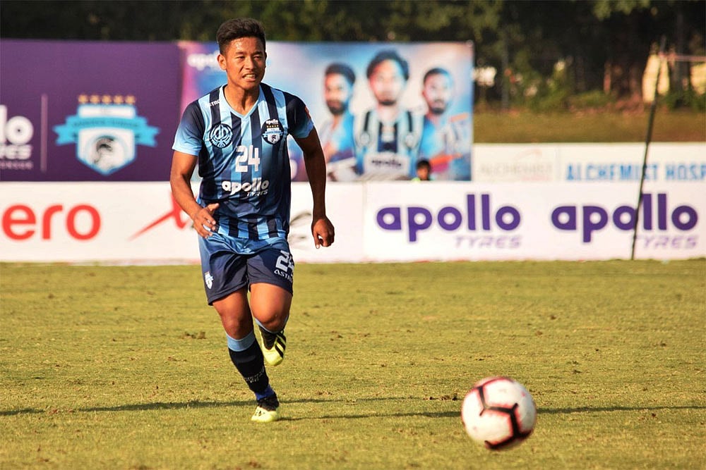ISL: Odisha FC Signs Midfielder Thoiba Moirangthem | Outlook India