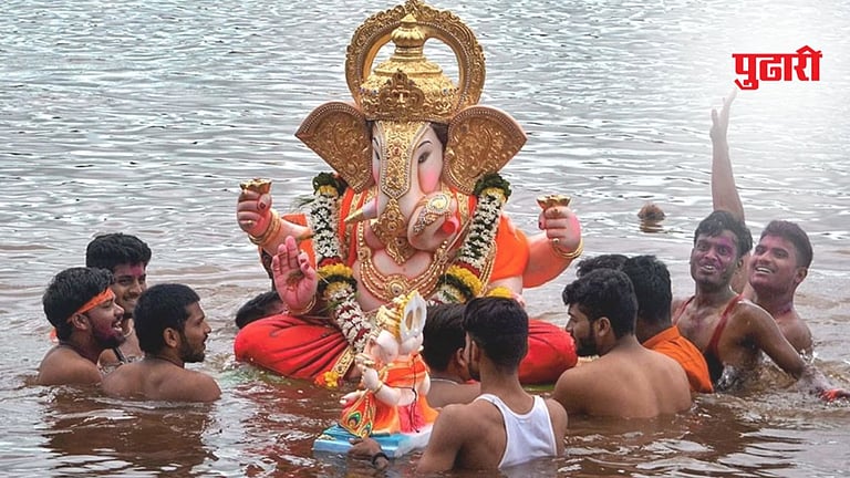Pune Ganesh Visarjan 2025: पुण्यातील गणेश विसर्जन मिरवणुकीचा वाद चिघळला ...