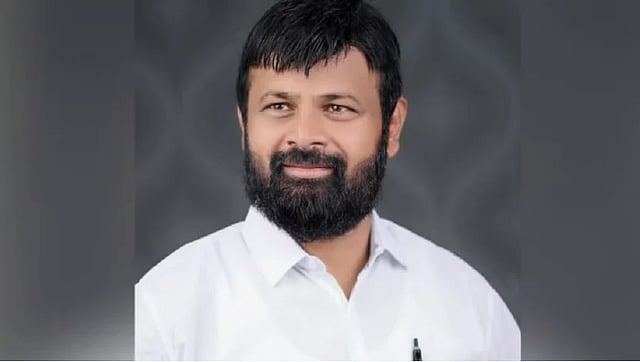 Laxman Hake : ओबीसींचे आरक्षण संपवण्यात शरद पवारांचा हात : लक्ष्मण ...