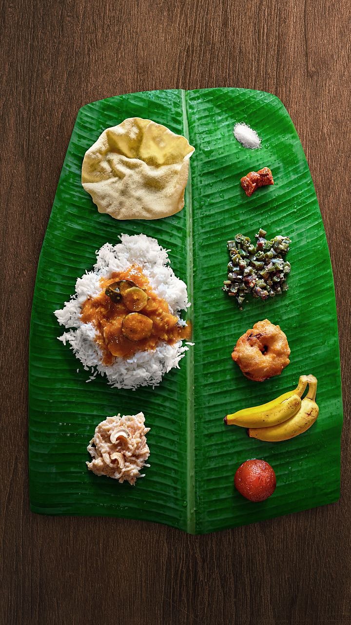 Banana Leaf Benefits | दक्षिण भारतात केळ्याच्या पानावर जेवण का वाढतात ...