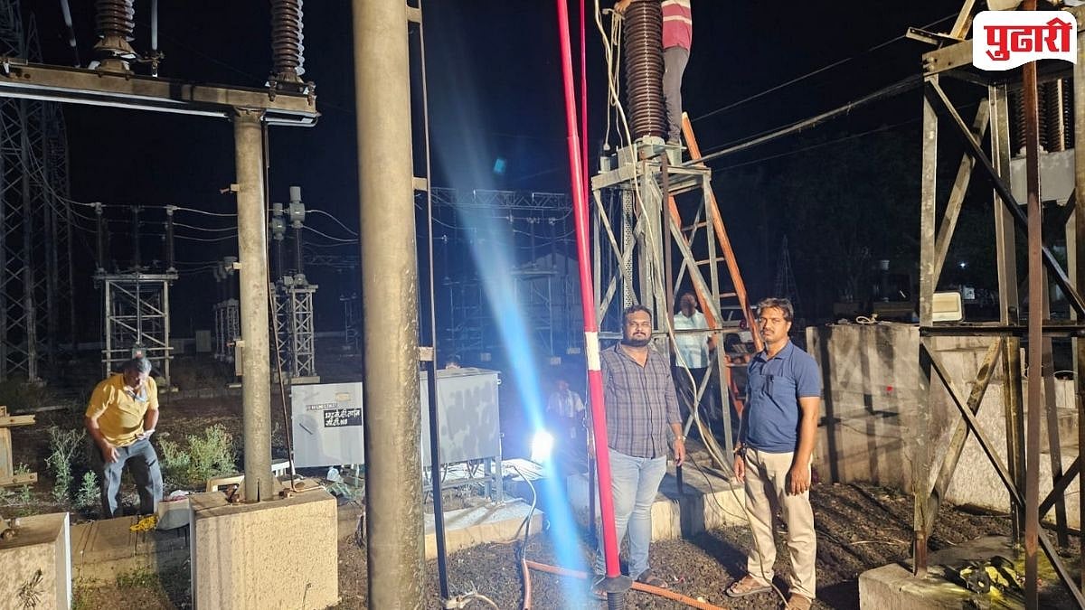 Power outage Manwat | पाथरी वीज उपकेंद्रात स्फोट; मानवतसह अडीच तालुके ...