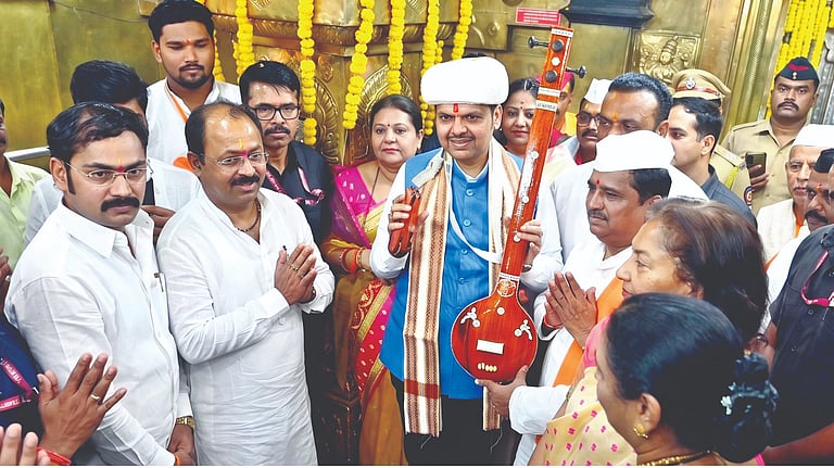 Barshi News : बार्शीत भगवंतांचा प्रकटोत्सव भक्तिभावात