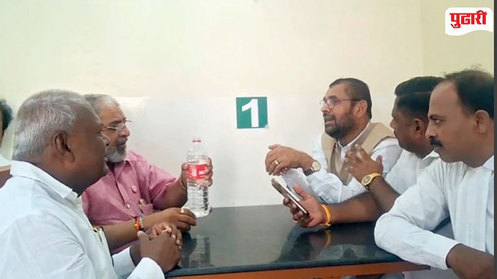 Raju Shetti -Sadabhau Khot meeting: चौदा वर्षांनंतर शेट्टी-खोत पुन्हा ...