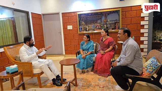 Jalgaon Politics जळगावात शिंदे सेनेची बंडखोरी अखेर शमावली; रेश्मा काळे ...