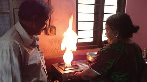 പാചക വാതകം മുറ്റത്തെ കുഴല്‍ക്കിണറില്‍നിന്നു വരും; രത്നമ്മയുടെ ...
