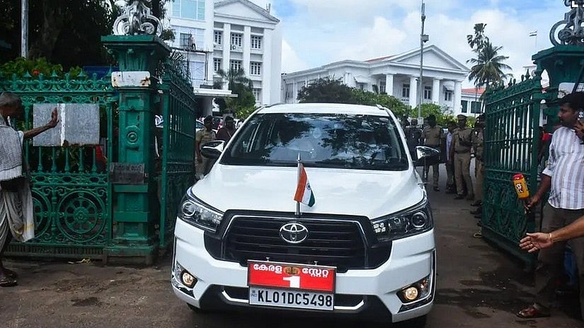 സെക്രട്ടേറിയറ്റിൽ മാധ്യമങ്ങൾക്ക് വീണ്ടും വിലക്ക്; സമരഗേറ്റ് അടച്ചു ...