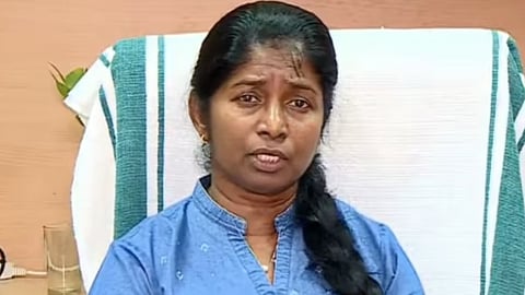 സര്‍ക്കാരിന് തിരിച്ചടി; ഡോ. കെജെ റീന ആരോഗ്യ വകുപ്പ് ഡയറക്ടര്‍ സ്ഥാനത്ത് ...