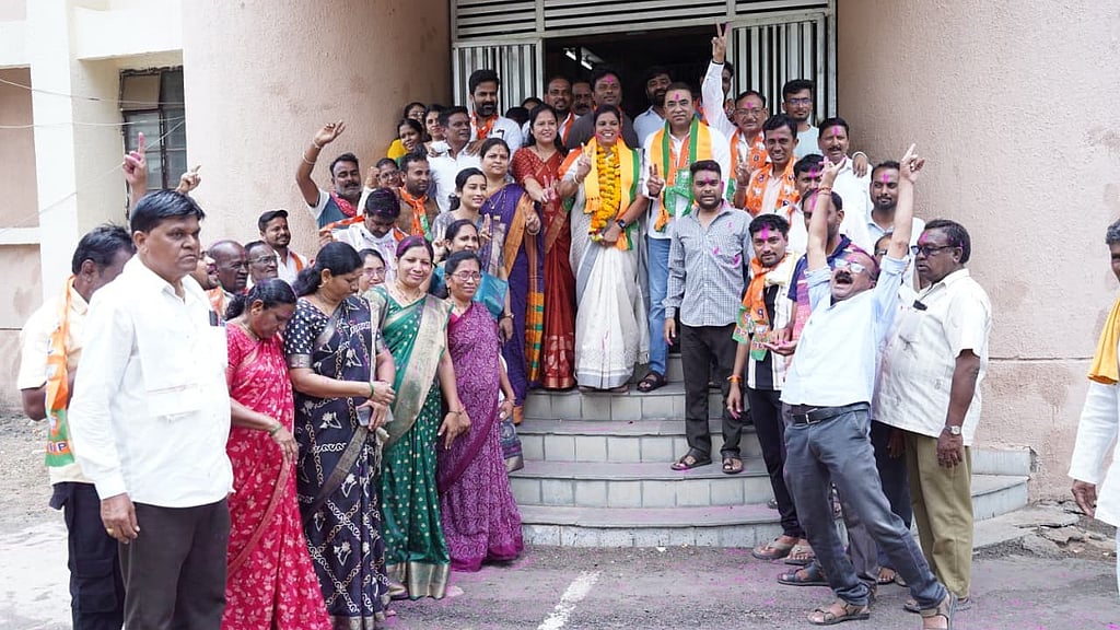 Hingna : 'दिर विरुद्ध वहिनी' लढतीत मतदारांची ‘वहिनीं’ना पसंती ...