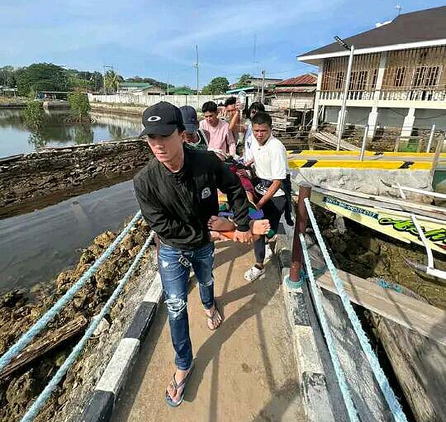 Town councilor, 5 others wounded in ambush