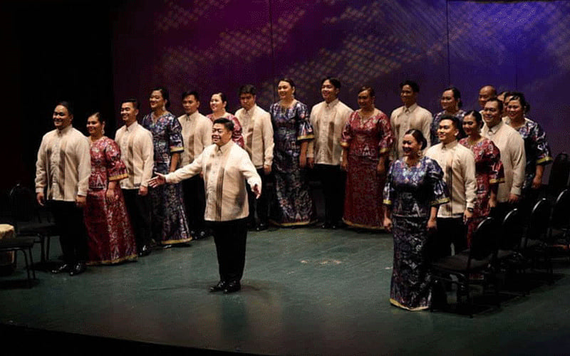 Madrigal singers end tour in Moscow, Saint Petersburg