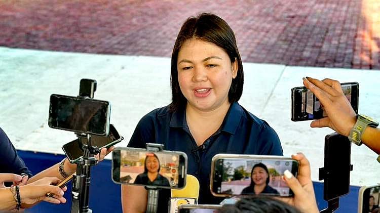 Iloilo City employees to receive wage, salary hikes