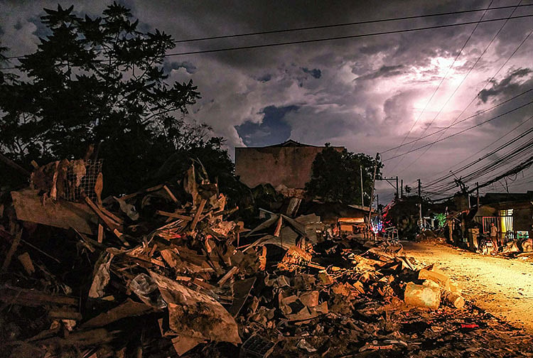 35 dead in Liloan, Cebu due to Typhoon Tino