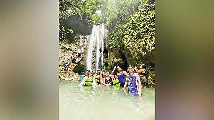 Exploring Binalayan Hidden Falls: Samboan’s Triple Drop Gem
